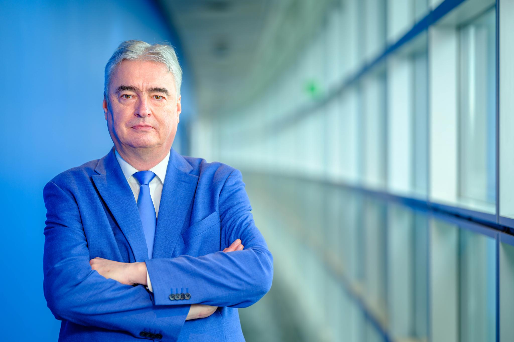 Dr. Milan Zver »V ozadju 'zelene' politike gre za zlovešč pakt med ...